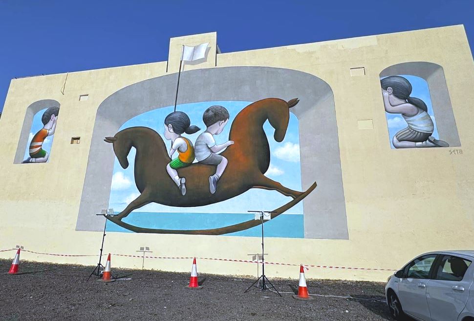 В Никосии появилось 12-метровое граффити. Его автор — художник Seth из ...